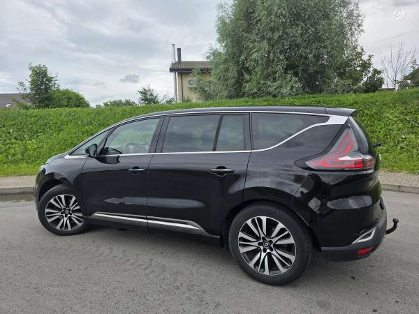 Melns Renault Espace 2016 Kauņa, ar dzinēja tilpumu 1.60 L un nobraukumu 126 tūkst. km par 7700 €, foto 3 vietnē AUTOMOTO.COM.LV