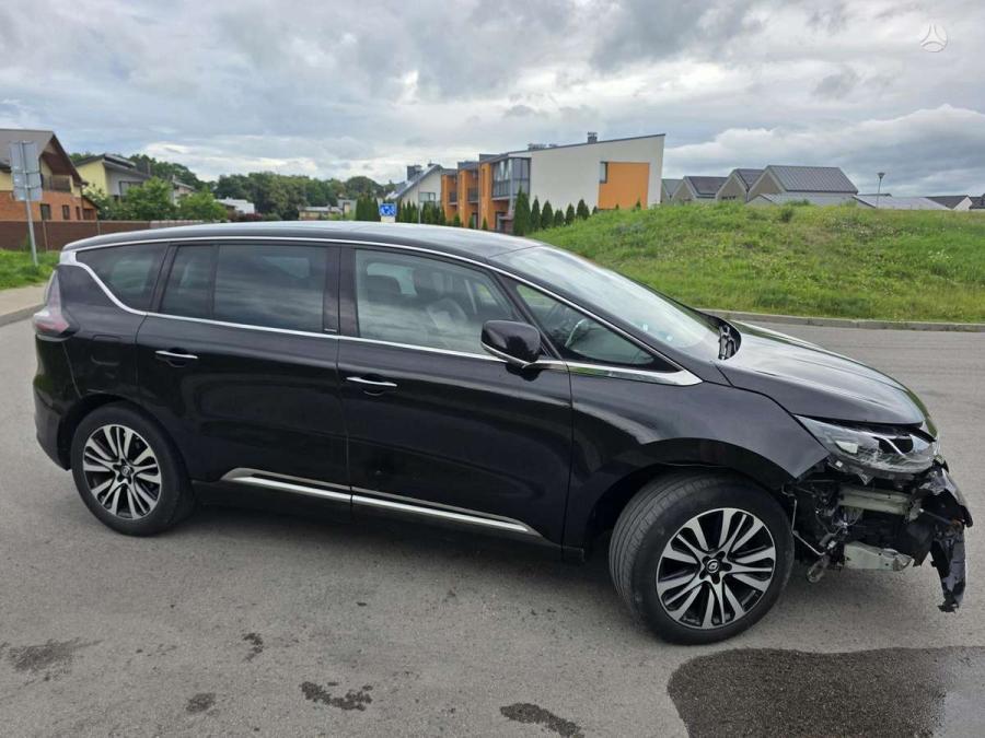 Black Renault Espace 2016 in Kaunas, with an engine capacity of 1.60 L and mileage of 126 thousand km for 7700 €, photo 9 on AUTOMOTO.COM.LV