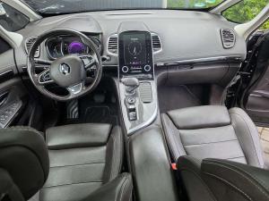 Black Renault Espace 2016 in Kaunas, with an engine capacity of 1.60 L and mileage of 126 thousand km for 7700 €, photo 12 on AUTOMOTO.COM.LV
