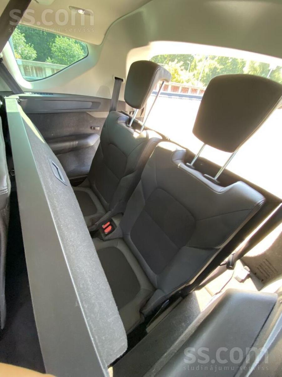 Melns Renault Espace 2016 Rīga, ar dzinēja tilpumu 1.60 L un nobraukumu 109 tūkst. km par 12300 €, foto 15 vietnē AUTOMOTO.COM.LV