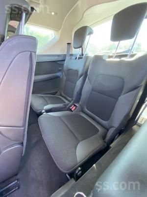 Melns Renault Espace 2016 Rīga, ar dzinēja tilpumu 1.60 L un nobraukumu 109 tūkst. km par 12300 €, foto 16 vietnē AUTOMOTO.COM.LV