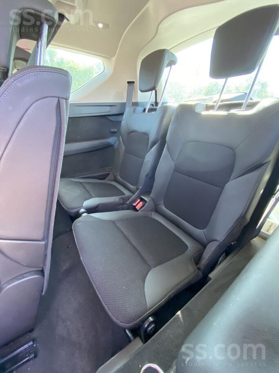 Melns Renault Espace 2016 Rīga, ar dzinēja tilpumu 1.60 L un nobraukumu 109 tūkst. km par 12300 €, foto 16 vietnē AUTOMOTO.COM.LV
