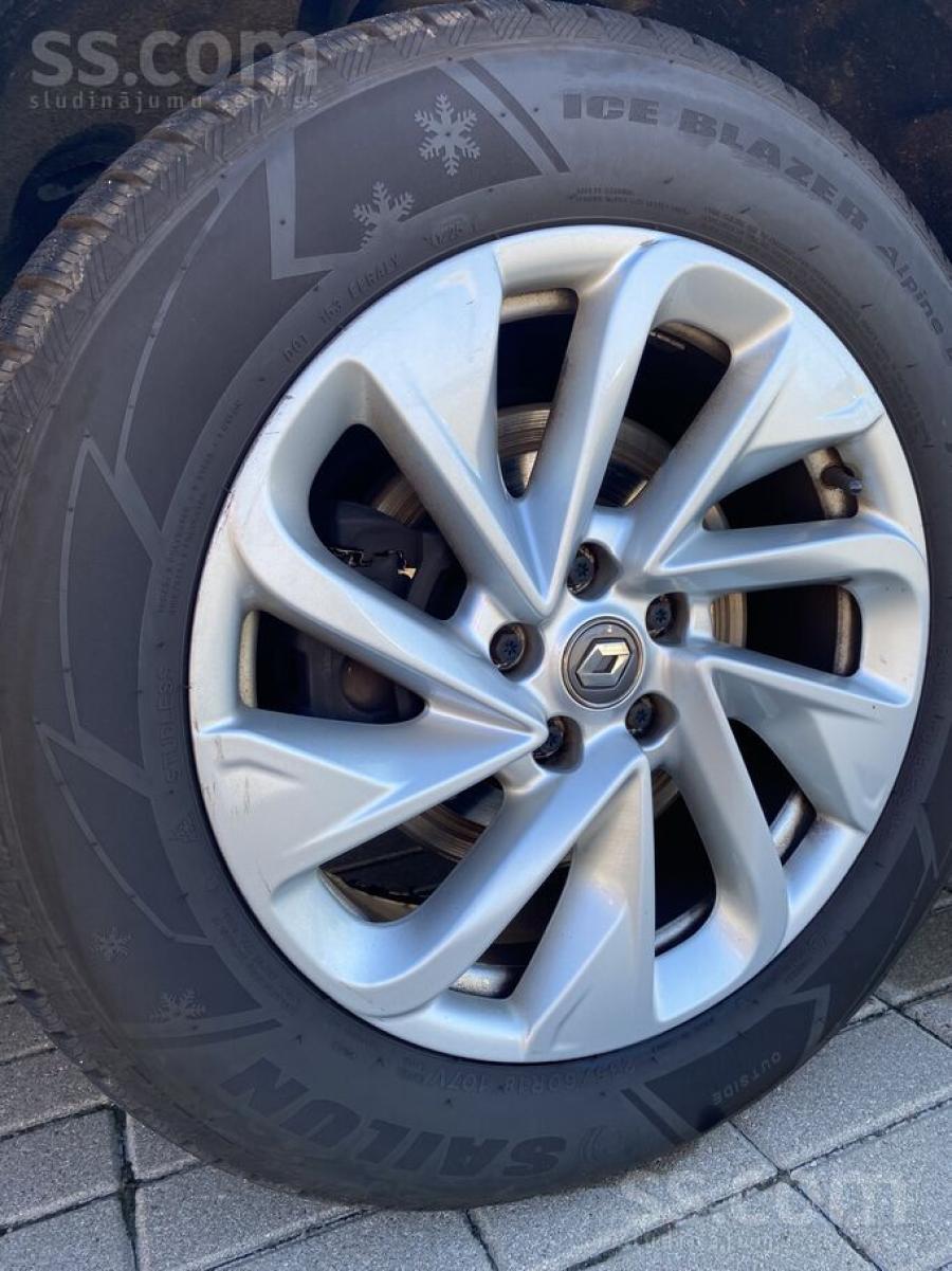 Melns Renault Espace 2016 Rīga, ar dzinēja tilpumu 1.60 L un nobraukumu 109 tūkst. km par 12300 €, foto 17 vietnē AUTOMOTO.COM.LV