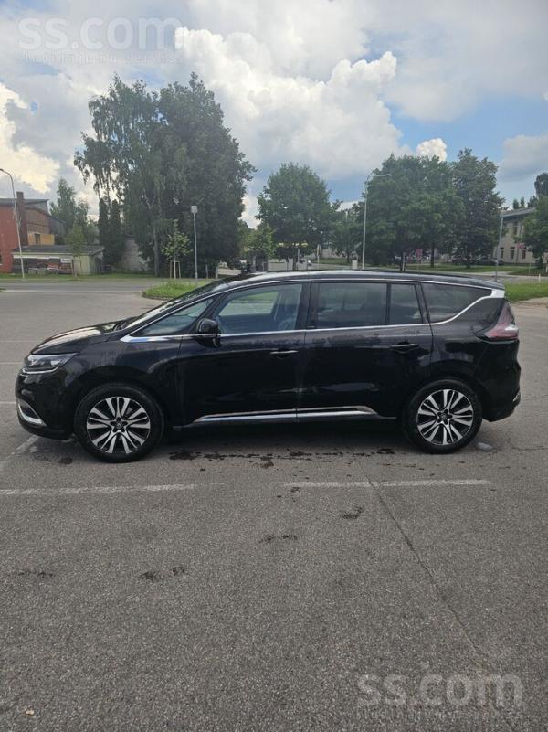 Black Renault Espace 2016 in Valka, with an engine capacity of 1.60 L and mileage of 278 thousand km for 8900 €, photo 2 on AUTOMOTO.COM.LV