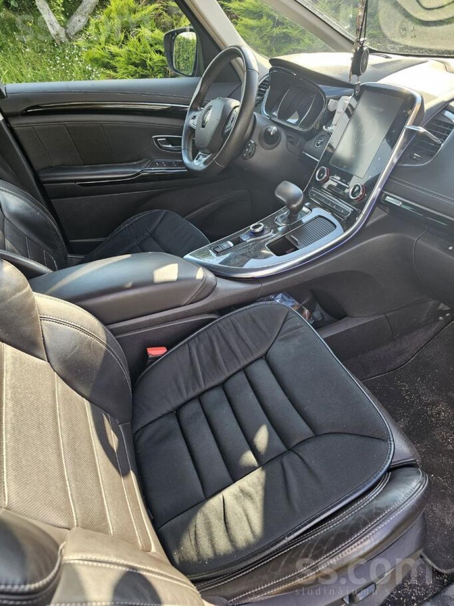 Black Renault Espace 2016 in Valka, with an engine capacity of 1.60 L and mileage of 278 thousand km for 8900 €, photo 6 on AUTOMOTO.COM.LV