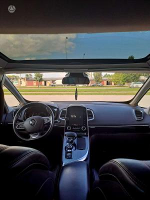 Black Renault Espace 2016 in Mazeikiai, with an engine capacity of 1.60 L and mileage of 252 thousand km for 9600 €, photo 7 on AUTOMOTO.COM.LV