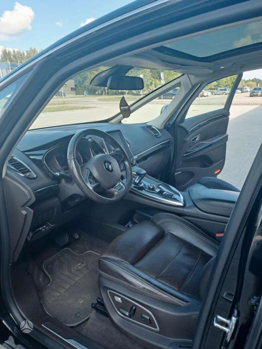 Black Renault Espace 2016 in Mazeikiai, with an engine capacity of 1.60 L and mileage of 252 thousand km for 9600 €, photo 8 on AUTOMOTO.COM.LV