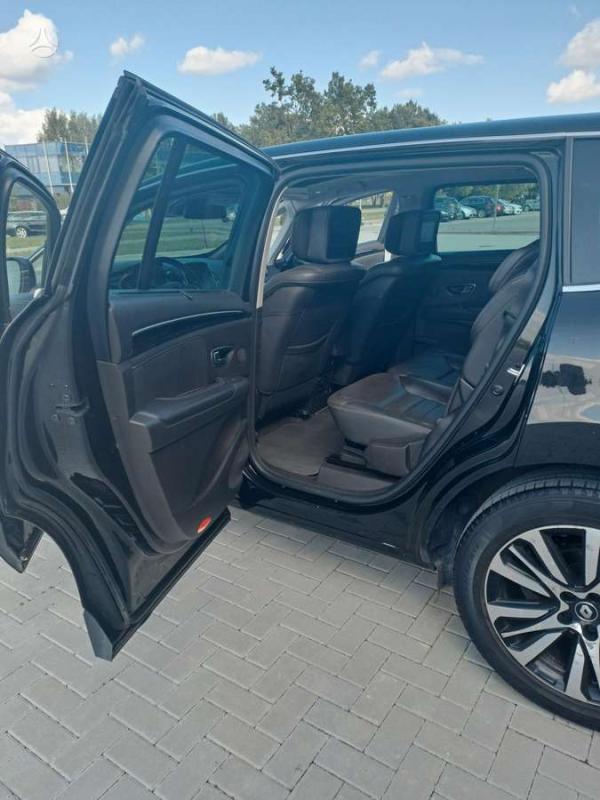 Black Renault Espace 2016 in Mazeikiai, with an engine capacity of 1.60 L and mileage of 252 thousand km for 9600 €, photo 10 on AUTOMOTO.COM.LV