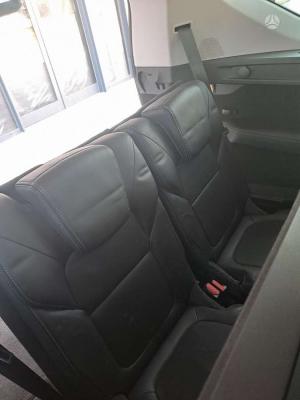 Black Renault Espace 2016 in Mazeikiai, with an engine capacity of 1.60 L and mileage of 252 thousand km for 9600 €, photo 20 on AUTOMOTO.COM.LV