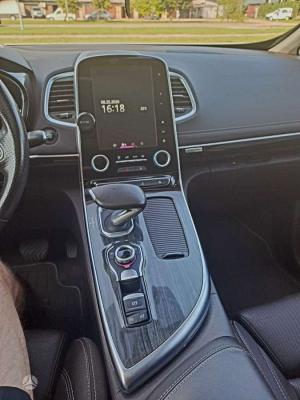 Black Renault Espace 2016 in Mazeikiai, with an engine capacity of 1.60 L and mileage of 252 thousand km for 9600 €, photo 24 on AUTOMOTO.COM.LV