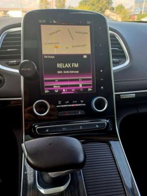 Black Renault Espace 2016 in Mazeikiai, with an engine capacity of 1.60 L and mileage of 252 thousand km for 9600 €, photo 26 on AUTOMOTO.COM.LV