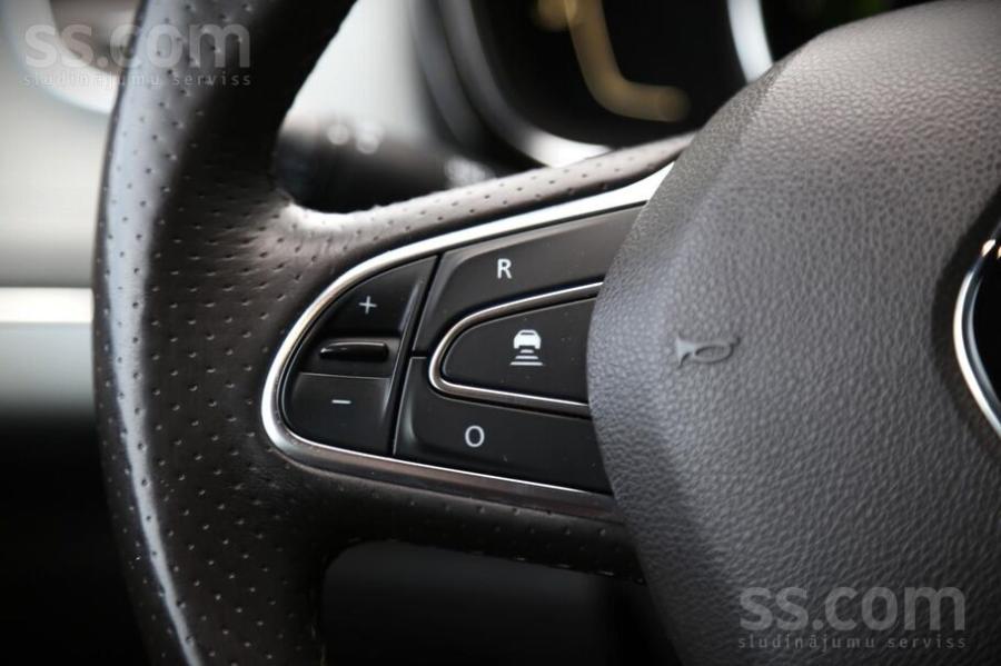 Melns Renault Espace 2016 Rīga, ar dzinēja tilpumu 1.60 L un nobraukumu 196 tūkst. km par 13495 €, foto 21 vietnē AUTOMOTO.COM.LV