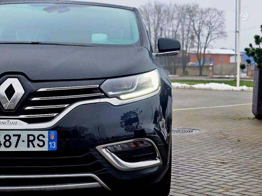 Black Renault Espace 2017 in Taurage, with an engine capacity of 1.60 L and mileage of 210 thousand km for 9400 €, photo 9 on AUTOMOTO.COM.LV
