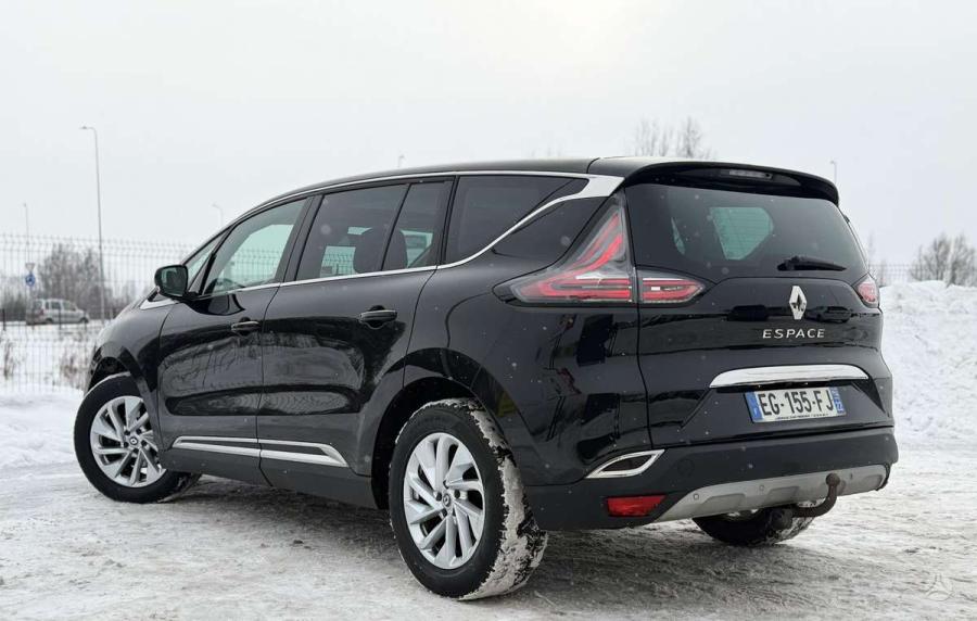 Melns Renault Espace 2017 Tauragė, ar dzinēja tilpumu 1.60 L un nobraukumu 233 tūkst. km par 8200 €, foto 14 vietnē AUTOMOTO.COM.LV