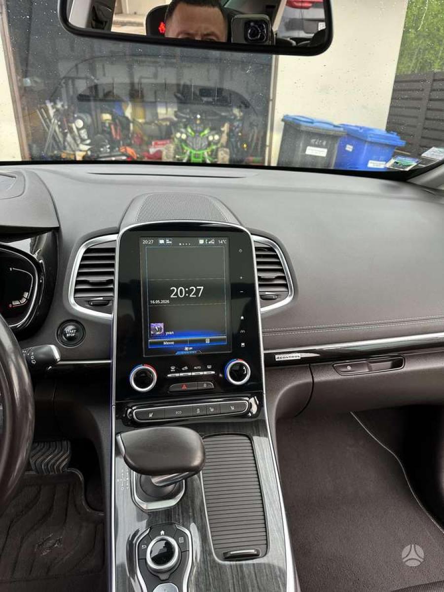 Black Renault Espace 2017 in Vilnius, with an engine capacity of 1.60 L and mileage of 255 thousand km for 9450 €, photo 10 on AUTOMOTO.COM.LV