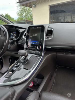 Black Renault Espace 2017 in Vilnius, with an engine capacity of 1.60 L and mileage of 255 thousand km for 9450 €, photo 12 on AUTOMOTO.COM.LV
