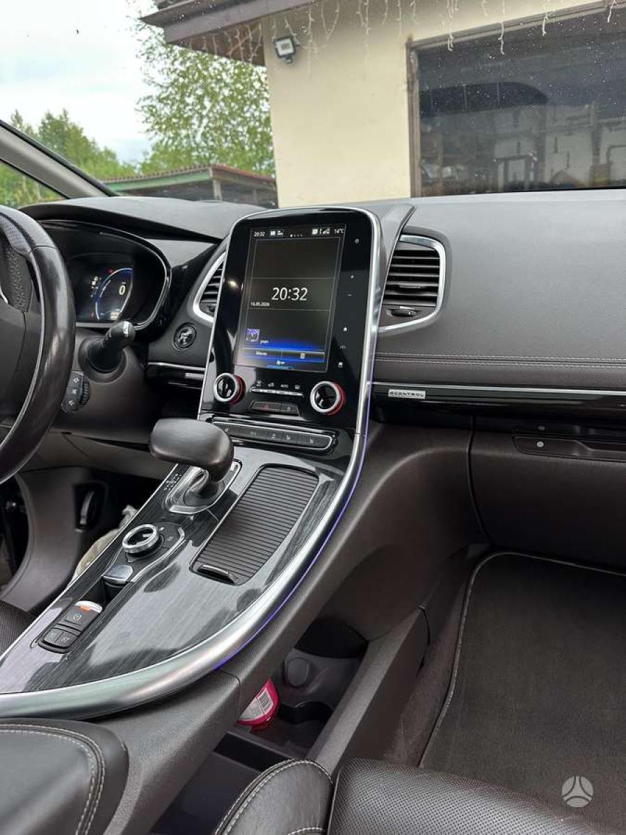 Black Renault Espace 2017 in Vilnius, with an engine capacity of 1.60 L and mileage of 255 thousand km for 9450 €, photo 12 on AUTOMOTO.COM.LV