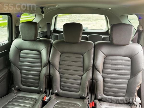 Melns Renault Espace 2017 Valmiera, ar dzinēja tilpumu 1.60 L un nobraukumu 238 tūkst. km par 9200 €, foto 6 vietnē AUTOMOTO.COM.LV