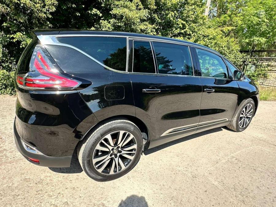 Black Renault Espace 2018 in Siauliai, with an engine capacity of 1.60 L and mileage of 129 thousand km for 12950 €, photo 11 on AUTOMOTO.COM.LV
