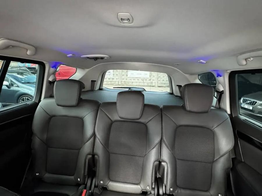 Melns Renault Espace 2018 Daugavpils, ar dzinēja tilpumu 1.60 L un nobraukumu 228 tūkst. km par 8950 €, foto 21 vietnē AUTOMOTO.COM.LV