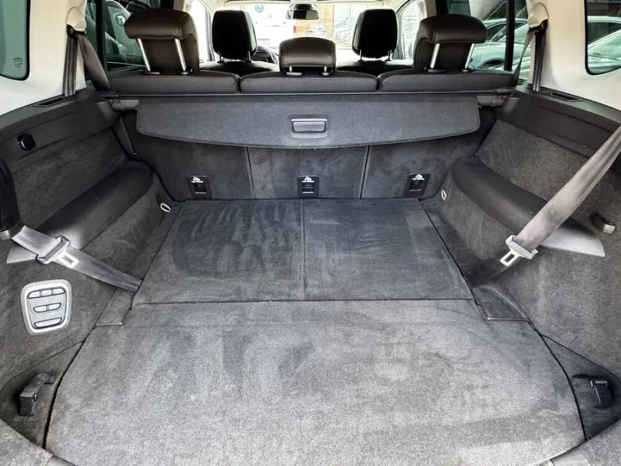 Melns Renault Espace 2018 Daugavpils, ar dzinēja tilpumu 1.60 L un nobraukumu 228 tūkst. km par 8950 €, foto 25 vietnē AUTOMOTO.COM.LV