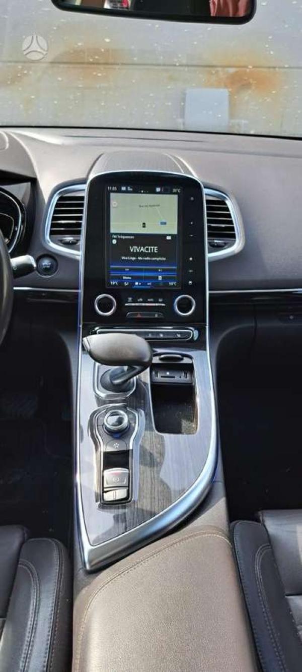 Melns Renault Espace 2019 Alīta, ar dzinēja tilpumu 1.60 L un nobraukumu 220 tūkst. km par 12950 €, foto 6 vietnē AUTOMOTO.COM.LV