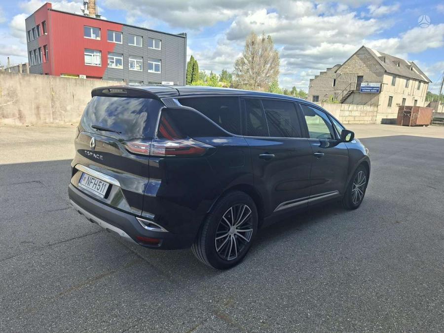 Melns Renault Espace 2015 Mažeikiai, ar dzinēja tilpumu 1.60 L un nobraukumu 253 tūkst. km par 6900 €, foto 7 vietnē AUTOMOTO.COM.LV