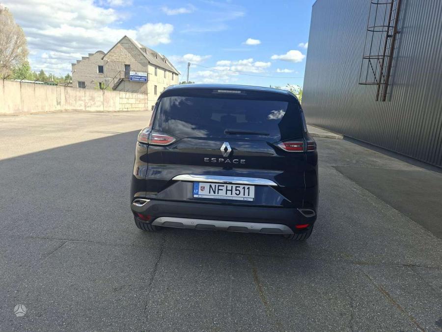 Melns Renault Espace 2015 Mažeikiai, ar dzinēja tilpumu 1.60 L un nobraukumu 253 tūkst. km par 6900 €, foto 8 vietnē AUTOMOTO.COM.LV