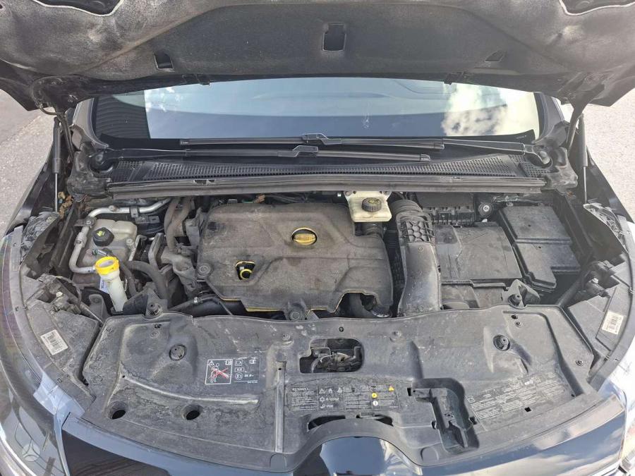 Melns Renault Espace 2015 Mažeikiai, ar dzinēja tilpumu 1.60 L un nobraukumu 253 tūkst. km par 6900 €, foto 13 vietnē AUTOMOTO.COM.LV