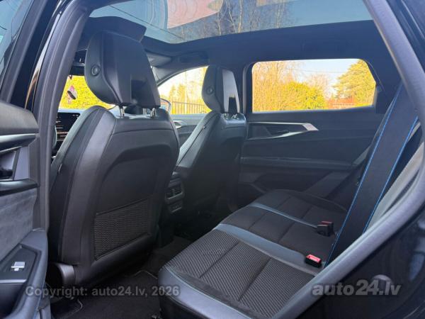 Melns Renault Espace 2024 Narva, ar dzinēja tilpumu 1.20 L un nobraukumu 11 tūkst. km par 40000 €, foto 7 vietnē AUTOMOTO.COM.LV