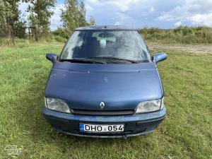 Blue Renault Espace 1995 in Alytus, with an engine capacity of 2.00 L and mileage of 315 thousand km for 380 €, photo 3 on AUTOMOTO.COM.LV