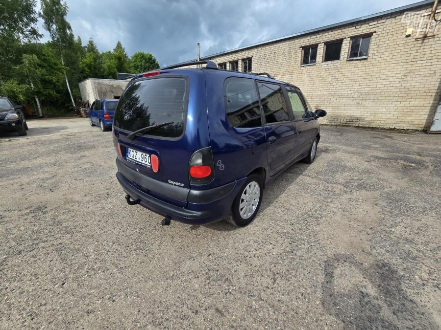 Zils Renault Espace 2001 Jurbarkas, ar dzinēja tilpumu 2.20 L un nobraukumu 245 tūkst. km par 950 €, foto 4 vietnē AUTOMOTO.COM.LV