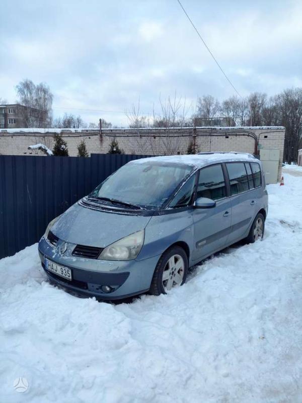 Zils Renault Espace 2003 Kauņa, ar dzinēja tilpumu 2.00 L un nobraukumu 250 tūkst. km par 1200 €, foto 1 vietnē AUTOMOTO.COM.LV