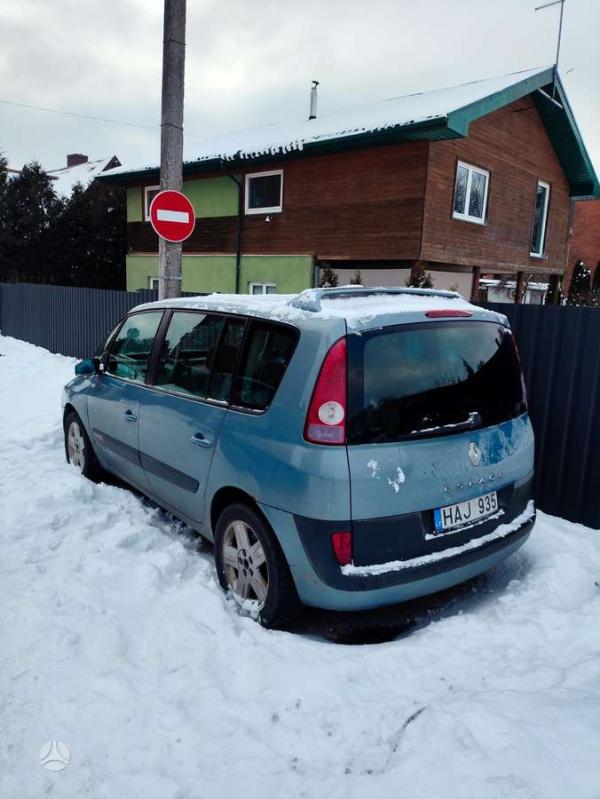 Zils Renault Espace 2003 Kauņa, ar dzinēja tilpumu 2.00 L un nobraukumu 250 tūkst. km par 1200 €, foto 3 vietnē AUTOMOTO.COM.LV