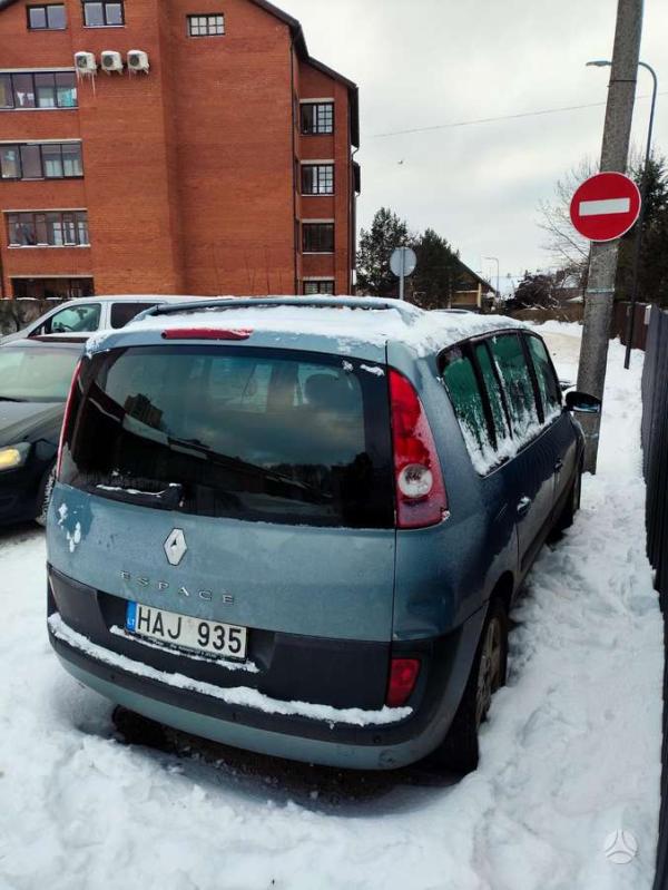 Zils Renault Espace 2003 Kauņa, ar dzinēja tilpumu 2.00 L un nobraukumu 250 tūkst. km par 1200 €, foto 4 vietnē AUTOMOTO.COM.LV
