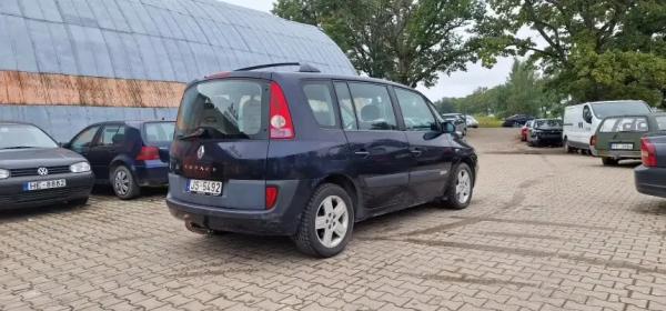 Zils Renault Espace 2004 Valmiera, ar dzinēja tilpumu 2.20 L un nobraukumu 259 tūkst. km par 1350 €, foto 3 vietnē AUTOMOTO.COM.LV