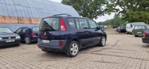 Blue Renault Espace 2004 in Valmiera, with an engine capacity of 2.20 L and mileage of 259 thousand km for 1350 €, photo 4 on AUTOMOTO.COM.LV