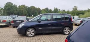 Blue Renault Espace 2004 in Valmiera, with an engine capacity of 2.20 L and mileage of 259 thousand km for 1350 €, photo 7 on AUTOMOTO.COM.LV
