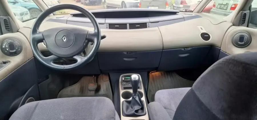Blue Renault Espace 2004 in Valmiera, with an engine capacity of 2.20 L and mileage of 259 thousand km for 1350 €, photo 10 on AUTOMOTO.COM.LV