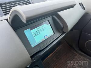 Blue Renault Espace 2004 in Daugavpils, with an engine capacity of 2.20 L and mileage of 242 thousand km for 1000 €, photo 8 on AUTOMOTO.COM.LV