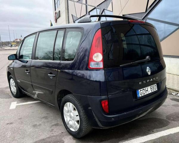 Blue Renault Espace 2005 in Siauliai, with an engine capacity of 1.90 L and mileage of 300 thousand km for 1750 €, photo 2 on AUTOMOTO.COM.LV