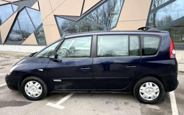 Blue Renault Espace 2005 in Siauliai, with an engine capacity of 1.90 L and mileage of 300 thousand km for 1750 €, photo 6 on AUTOMOTO.COM.LV