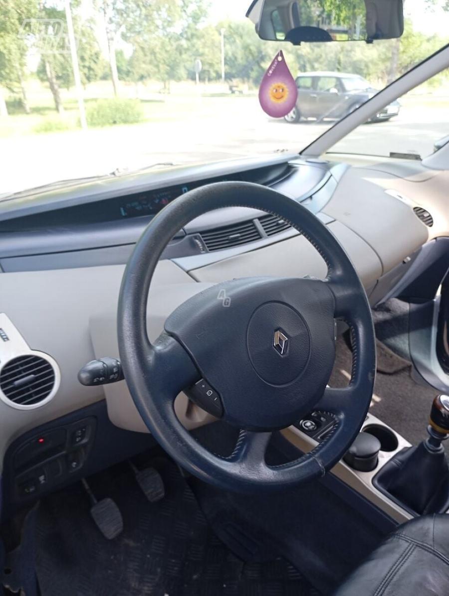 Zils Renault Espace 2005 Šauļi, ar dzinēja tilpumu 2.00 L un nobraukumu 291 tūkst. km par 2099 €, foto 11 vietnē AUTOMOTO.COM.LV