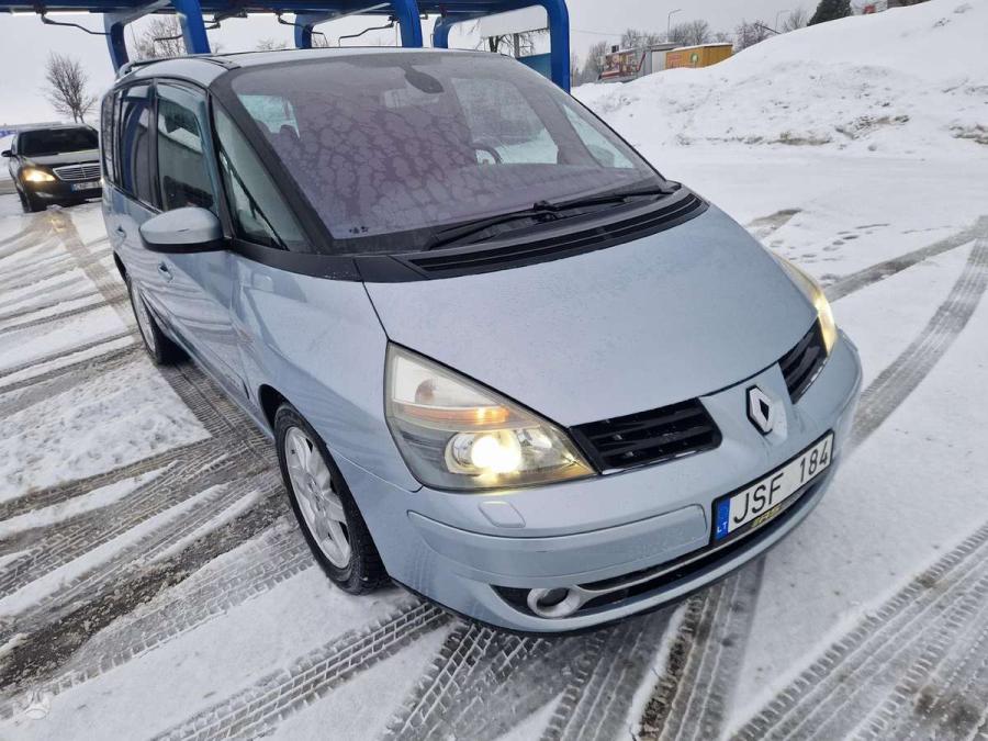 Blue Renault Espace 2006 in Panevezys, with an engine capacity of 2.00 L and mileage of 402 thousand km for 2100 €, photo 1 on AUTOMOTO.COM.LV