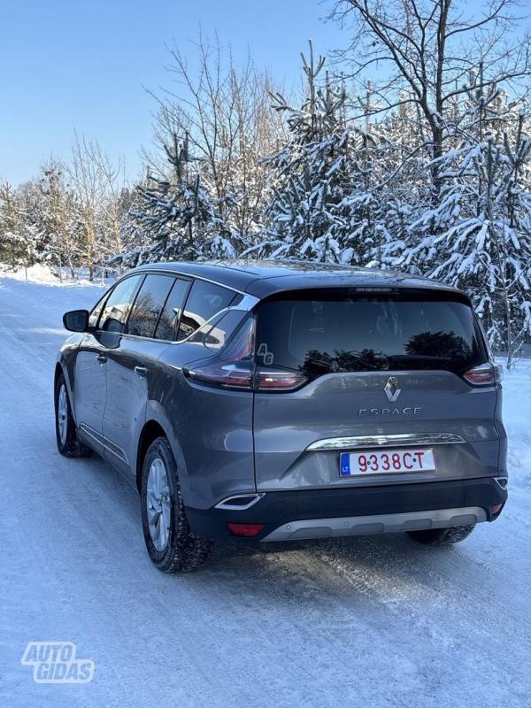 Zils Renault Espace 2016 Druskininkai, ar dzinēja tilpumu 1.60 L un nobraukumu 263 tūkst. km par 8850 €, foto 6 vietnē AUTOMOTO.COM.LV