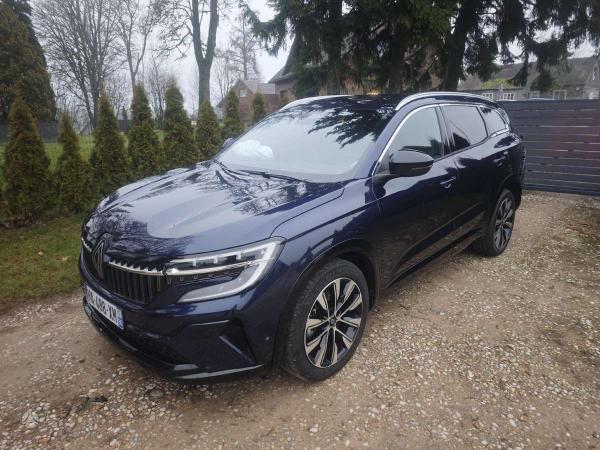 Blue Renault Espace 2024 in Telschi, with an engine capacity of 1.20 L and mileage of 34 thousand km for 12200 €, photo 3 on AUTOMOTO.COM.LV