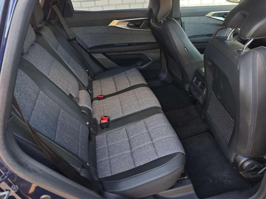 Blue Renault Espace 2024 in Telschi, with an engine capacity of 1.20 L and mileage of 34 thousand km for 10800 €, photo 23 on AUTOMOTO.COM.LV