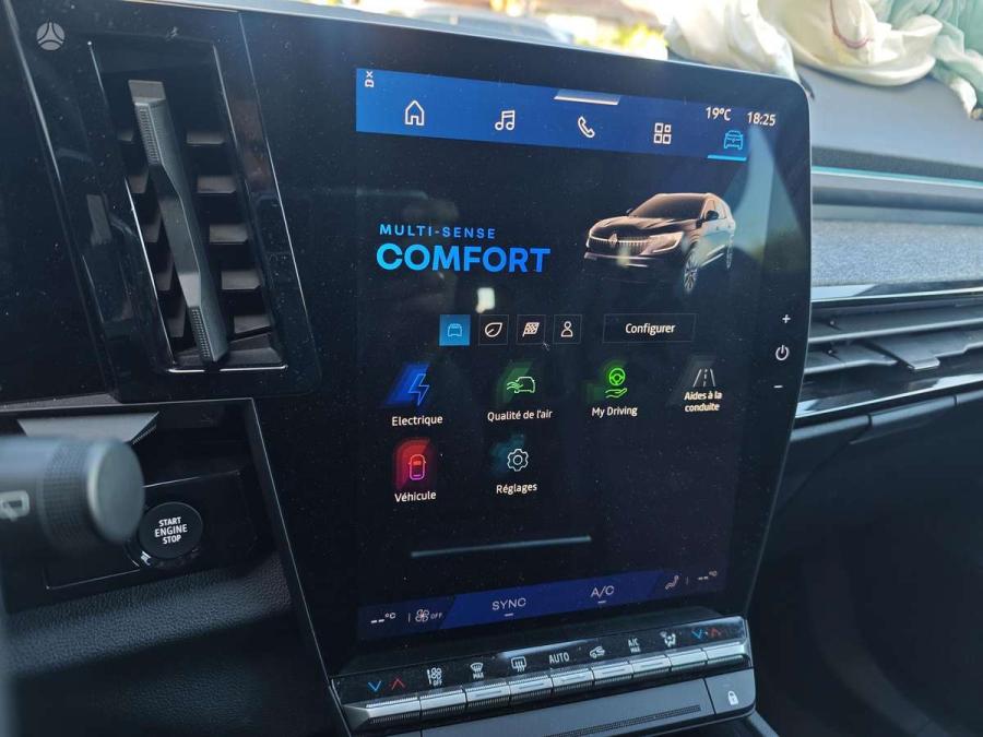 Blue Renault Espace 2024 in Telschi, with an engine capacity of 1.20 L and mileage of 34 thousand km for 10800 €, photo 27 on AUTOMOTO.COM.LV