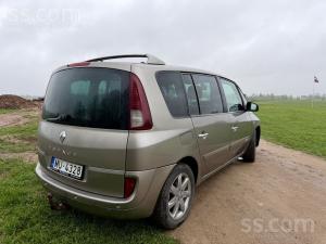 Brown Renault Espace 2011 in Riga, with an engine capacity of 2.00 L and mileage of 284 thousand km for 3100 €, photo 3 on AUTOMOTO.COM.LV