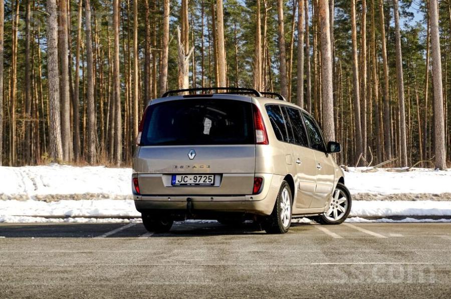Brown Renault Espace 2012 in Riga, with an engine capacity of 2.00 L and mileage of 352 thousand km for 12100 €, photo 5 on AUTOMOTO.COM.LV